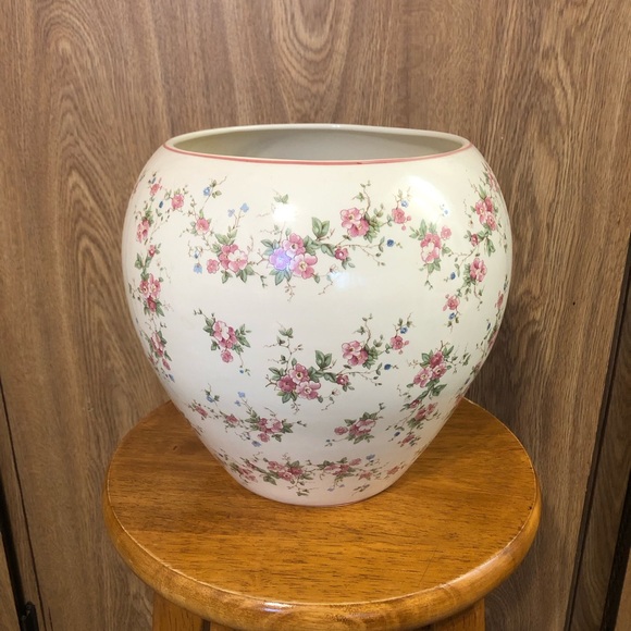 Vintage | Accents | Vintage Inarco Flower Planter | Poshmark